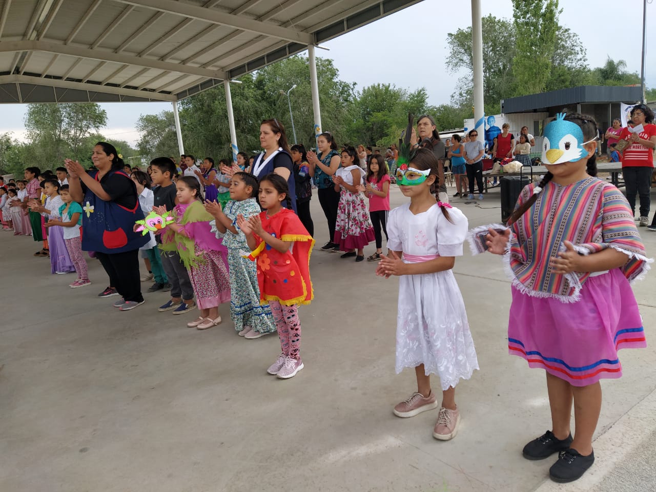 La Escuela Julio Barrientos celebró el Día de la Tradición | AG Noticias