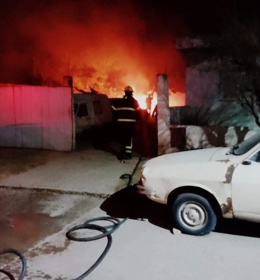 Por quemar basura provocó un incendio que se salió de control | AG Noticias