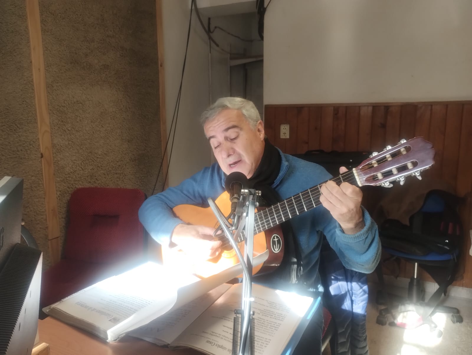 El artista local Esteban Ferrer se presentará en "La Noche de las Lecturas" | AG Noticias